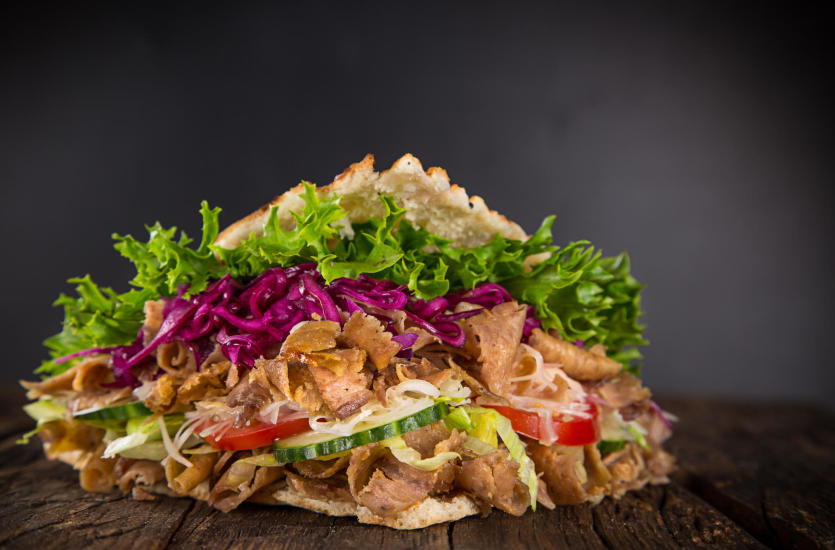 Kebab w wersji polskiej – co warto o nim wiedzieć?